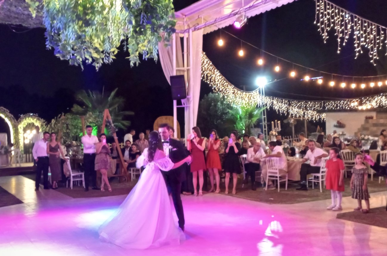 ÖZTÜRK ve KARA Ailelerinin Mutlu Günleri - Adana Gözcü Gazetesi